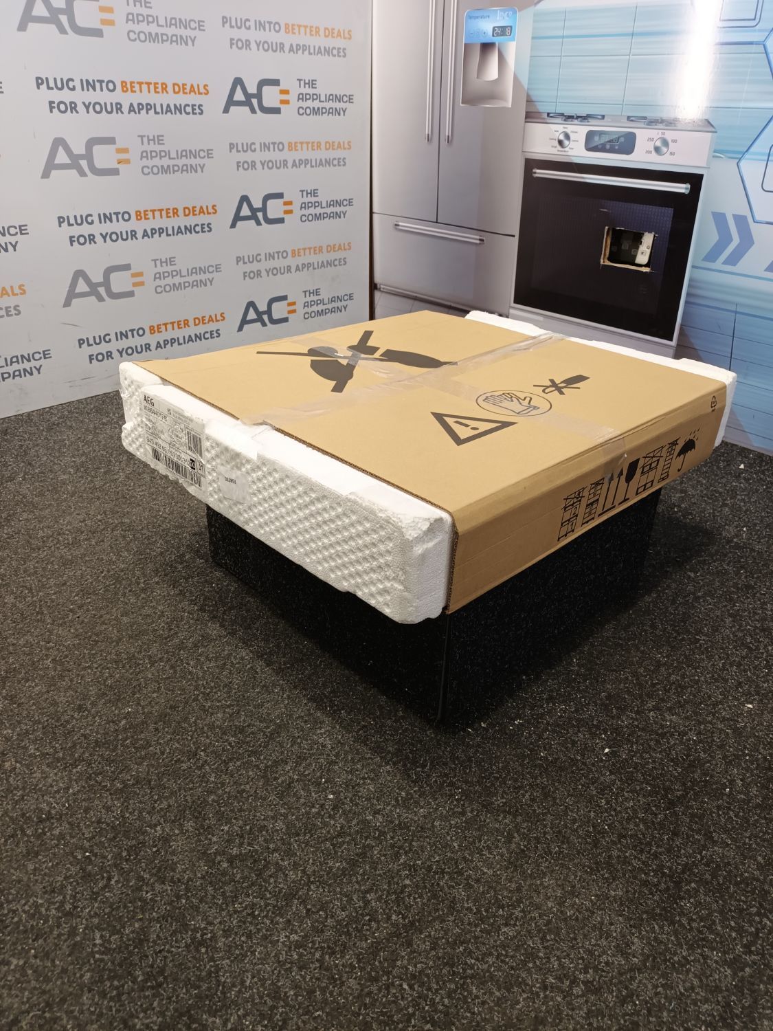 Hob AEG IKB64401FB 60cm Series 3000 4 Zone Bevelled Edge Induction ...